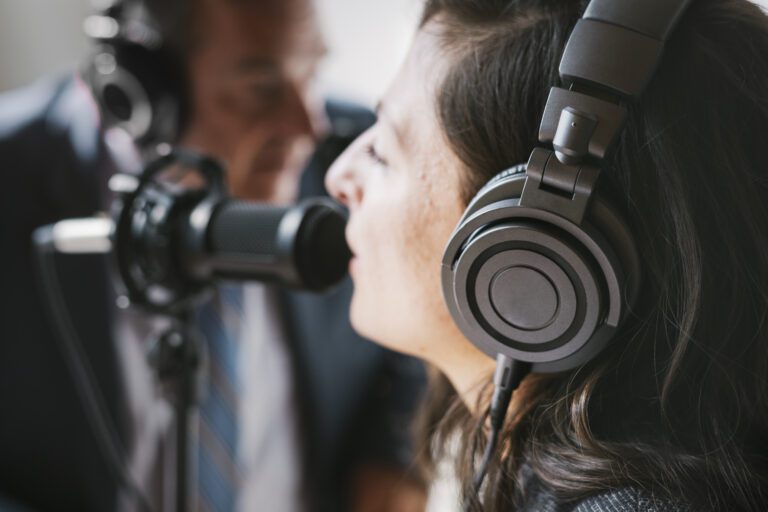 Catchy Music | The Science Behind It - The Mystic Keys