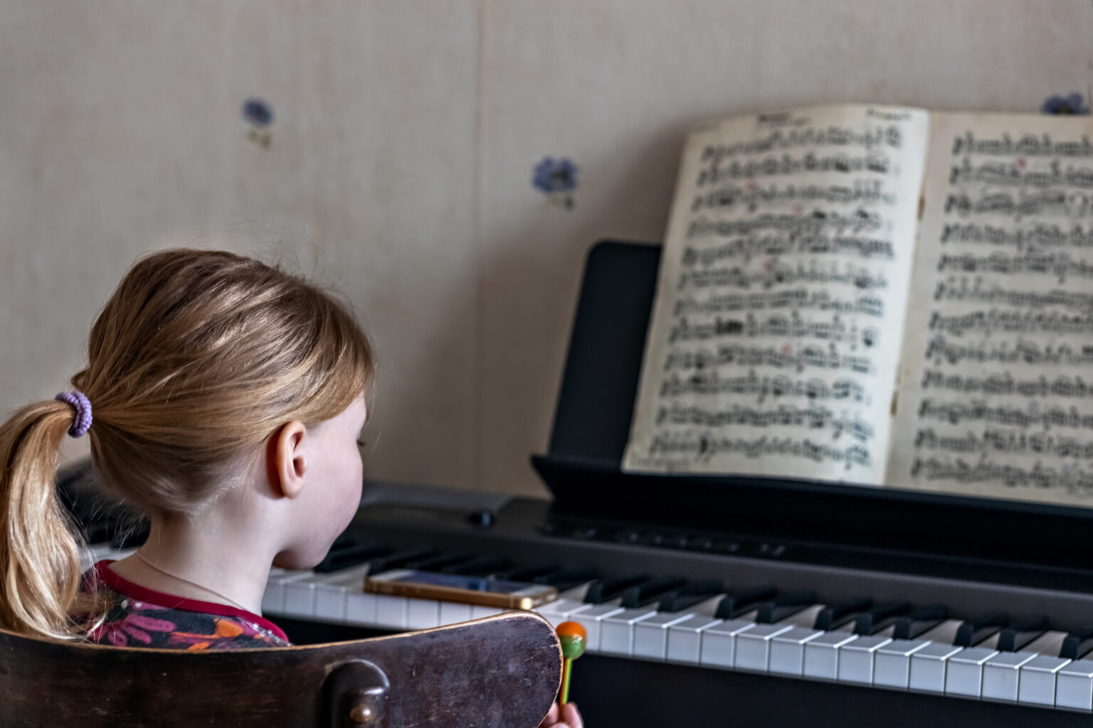 Piano Grade Levels Explained (Beginner to Advanced)